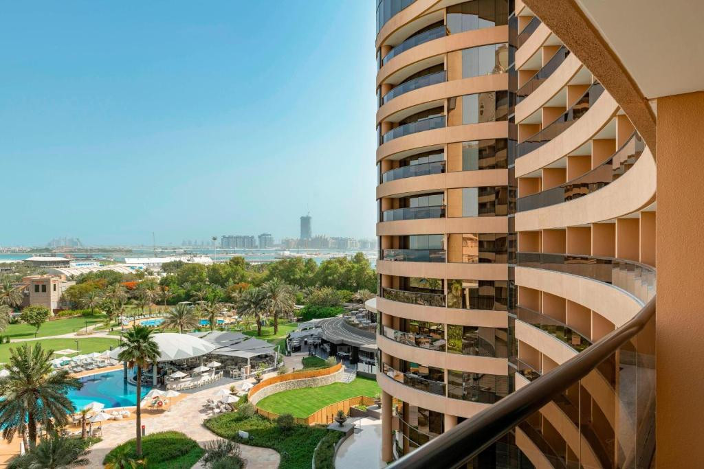 venuewise.com (Beta) - Le Royal Méridien Beach Resort & Spa
