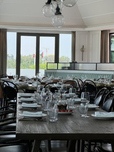 venuewise.com - Carine Restaurant Dubai